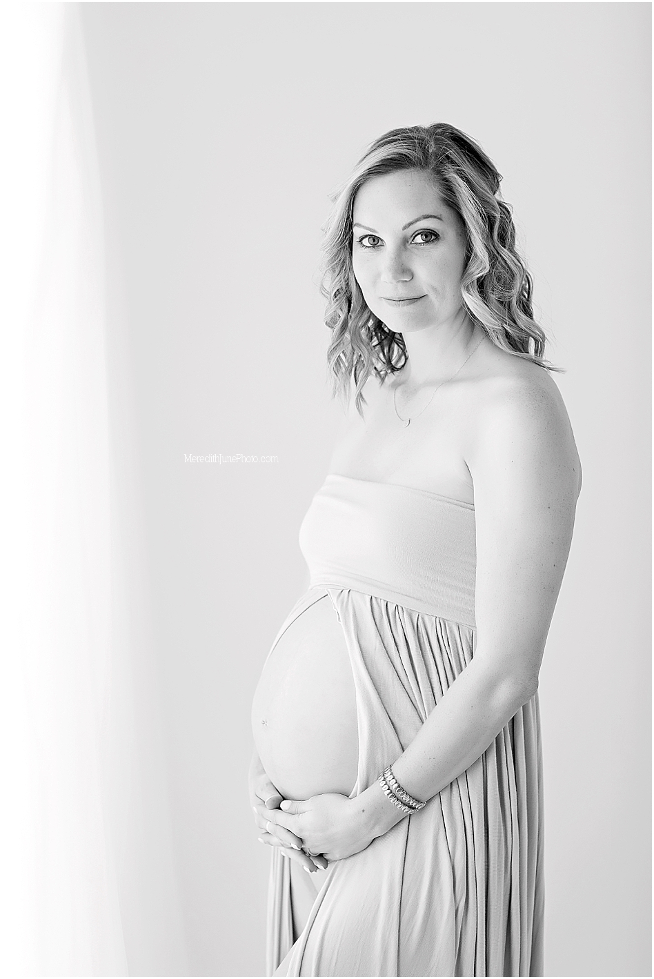 Studio Maternity Mini Session | Pregnancy Photographer in Charlotte, NC